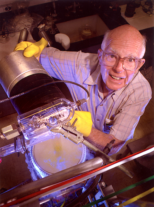 Raymond Davis Jr., American Physicist Tapestry by Science Source ...