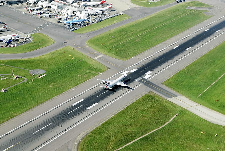 Aeroplane Landing Photograph By Alex Bartel Science Photo Library
