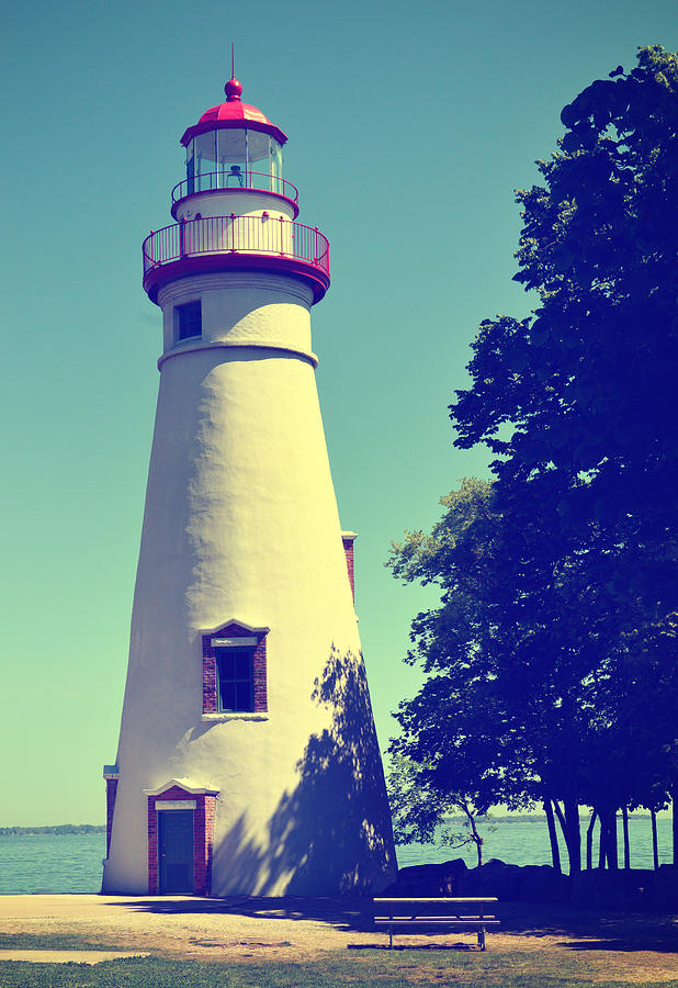 Marblehead lighthouse Photograph by Pmd Design | Fine Art America