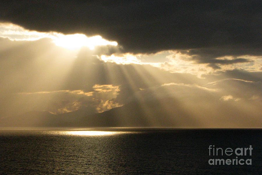 Radiant beams Photograph by Frank Townsley - Fine Art America