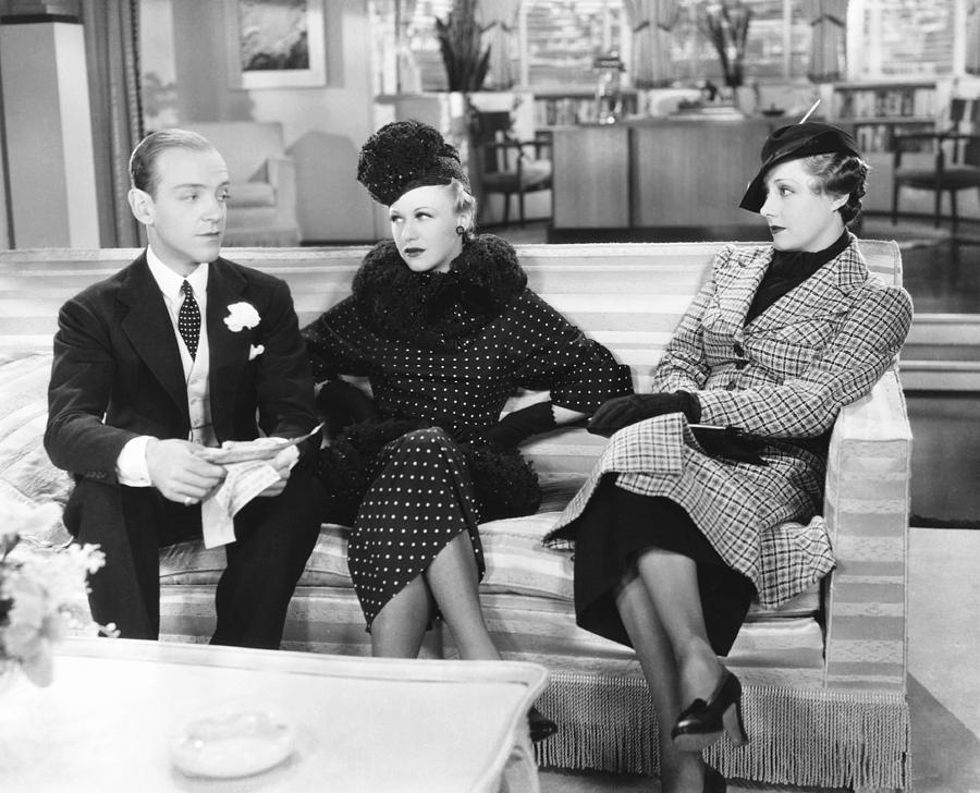 Roberta, From Left Fred Astaire, Ginger Photograph by Everett - Fine ...