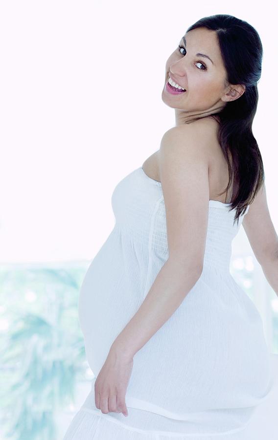 Pregnant Woman Photograph By Ian Hooton Science Photo Library