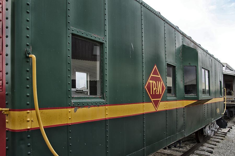 TPW RR Caboose Side View Photograph by Thomas Woolworth - Fine Art America