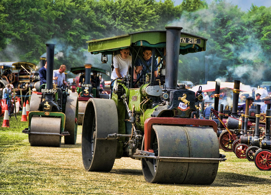Traction Engine Photograph by Jeff Dalton | Fine Art America
