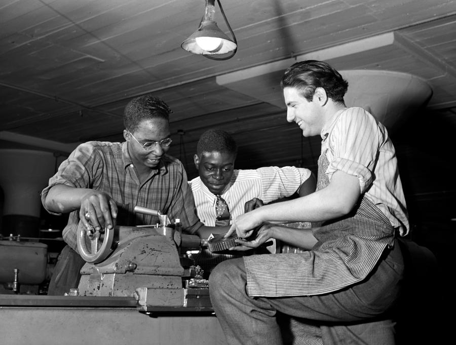 American Workers, C1941 Photograph by Granger - Fine Art America
