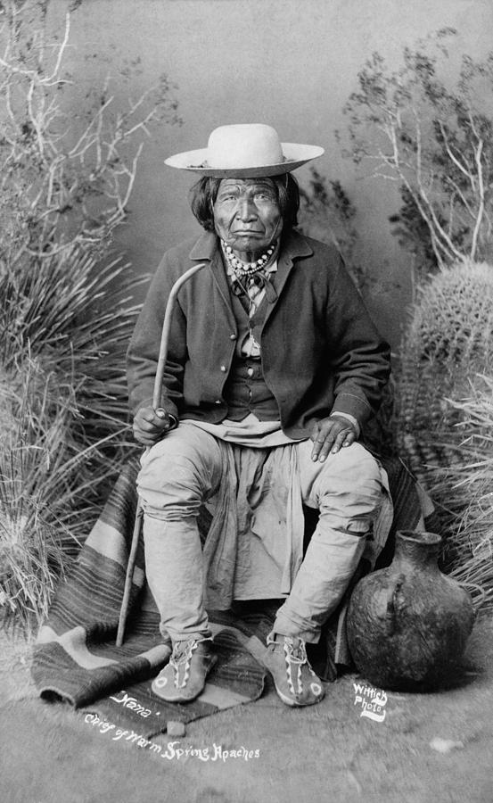 Apache Chief, C1890 Photograph by Granger - Fine Art America