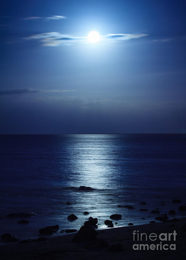 Blue Moon Rising Wallpaper at Barbara Macdonald blog