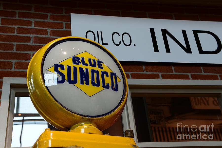 Blue Sunoco Globe Photograph by Paul Ward - Fine Art America
