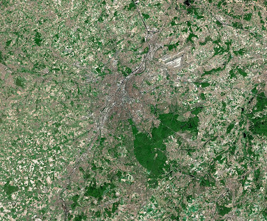 Brussels Photograph by Mda Information Systems/science Photo Library ...