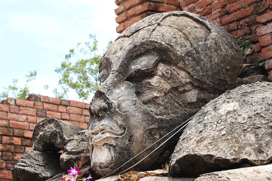 Buddha Head Photograph by Narong Prachoompol | Pixels