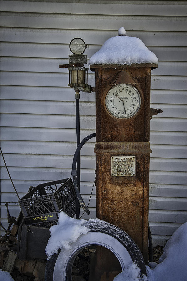 Clock face Gas Pump Photograph by Mark Serfass - Fine Art America