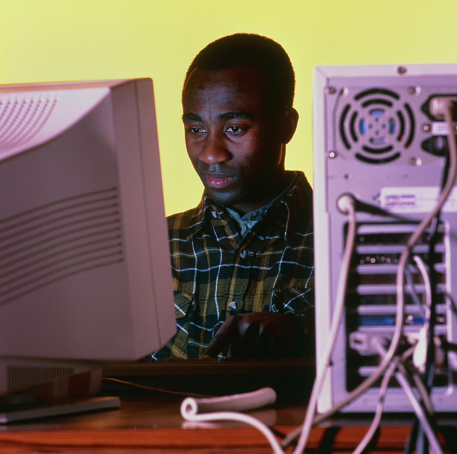 Computer Use by Science Photo Library