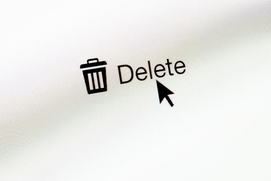 Delete Button by Science Photo Library
