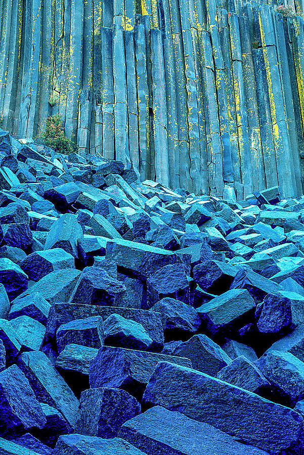 Devils Post Pile Basalt Colums Photograph by Rick Saez | Fine Art America