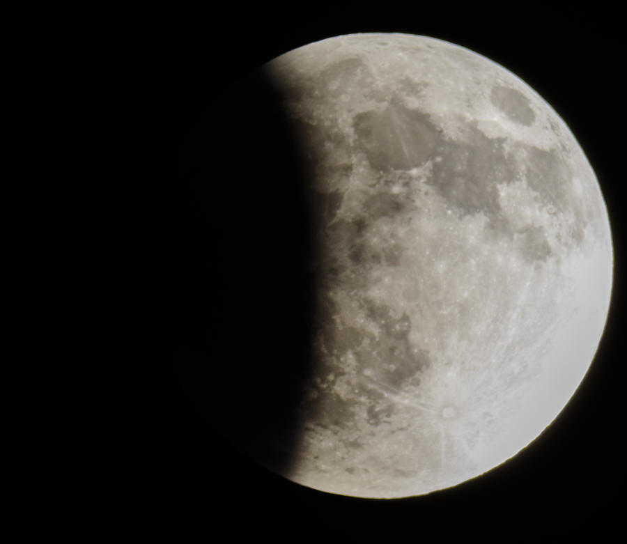 Eclypse Moon Photograph by David Reyes - Fine Art America