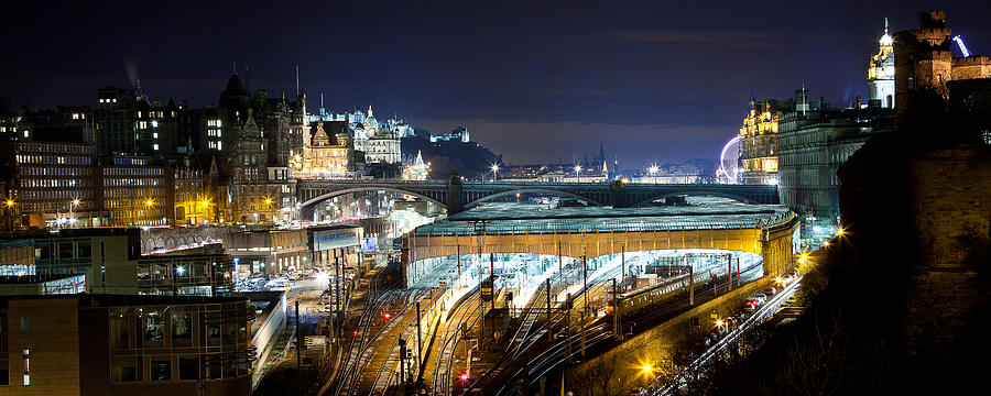 Edinburgh Waverley Train Station Photograph by Karsten Moerman - Fine ...
