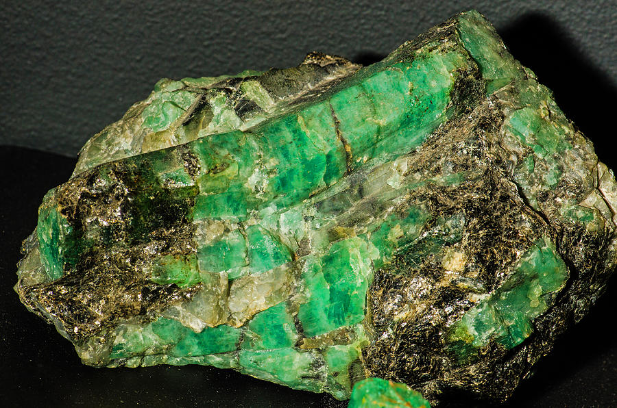 Emerald Crystals Photograph by Millard H. Sharp - Pixels