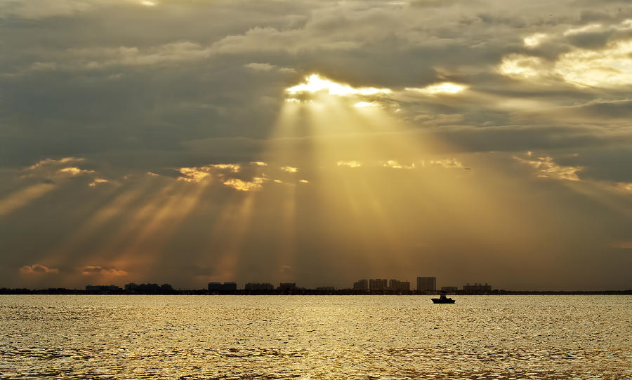 Every Cloud has a Silver Lining Photograph by Beverly Armstrong - Fine ...