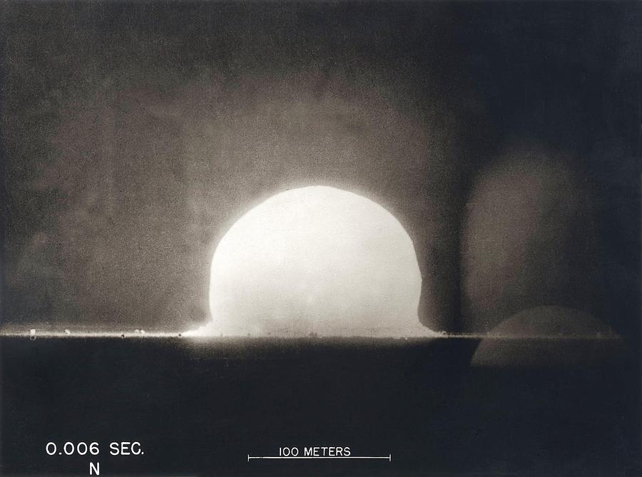 First Atomic Explosion On July 16 Photograph by Everett - Fine Art America