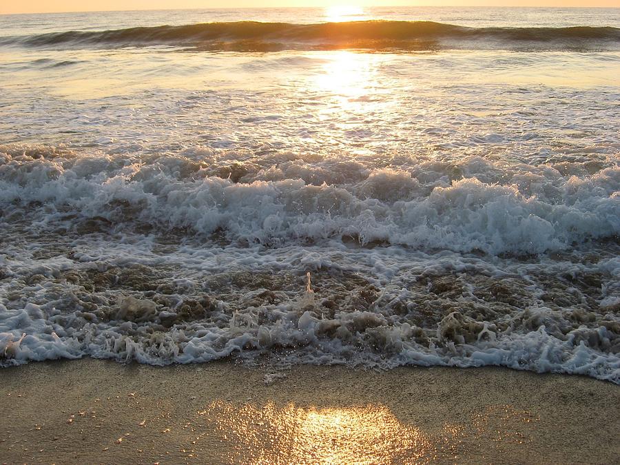 Florida Waves Photograph by Beth Williams - Pixels