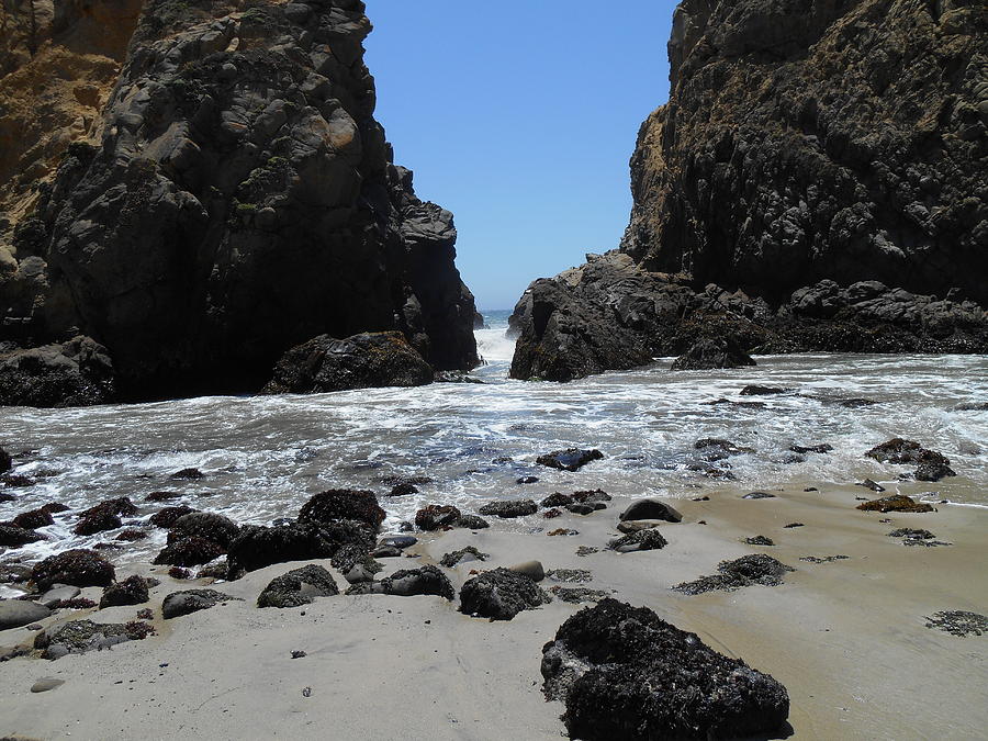 Gap Photograph by Brett Chambers | Fine Art America