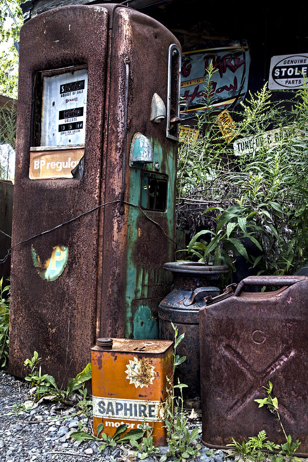 Gassed Photograph by Peter Chilelli - Fine Art America