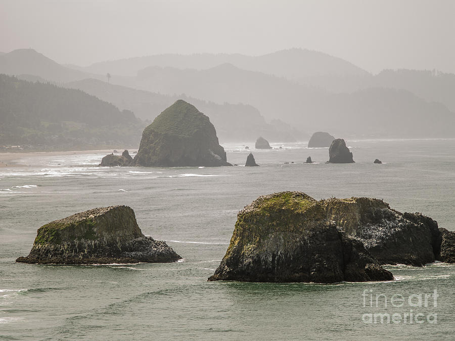Haystack Rock Photograph by Tracy Knauer - Fine Art America