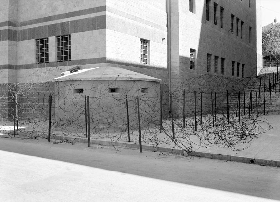Jerusalem Barbed Wire Photograph by Granger - Fine Art America