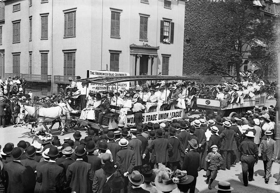 Labor Day Parade, C1908 Photograph by Granger - Fine Art America