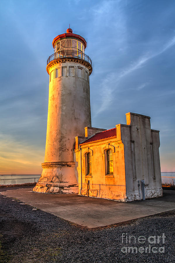 Lighthouse at Sunset Photograph by Matt Hoffmann - Fine Art America