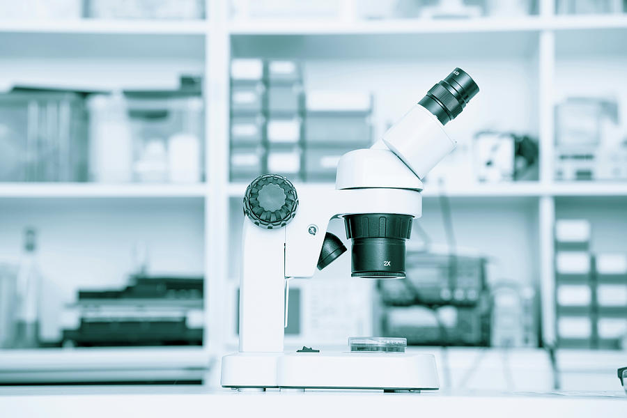 Microscope In Science Laboratory Photograph by Wladimir Bulgar/science ...