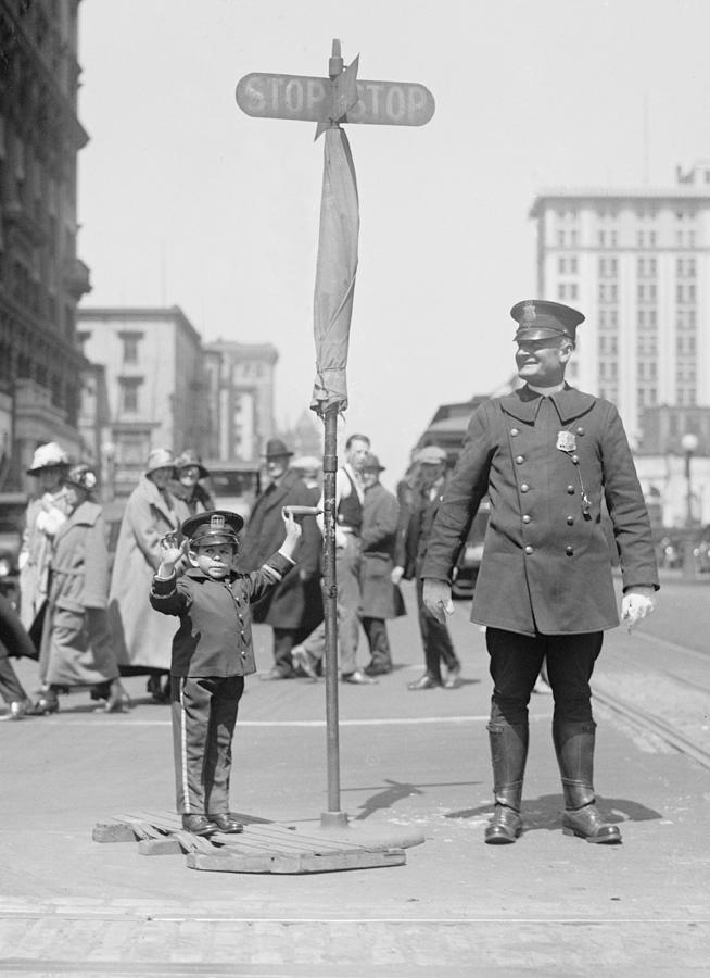 Midget Traffic Cop, 1924 Photograph by Science Source - Fine Art America