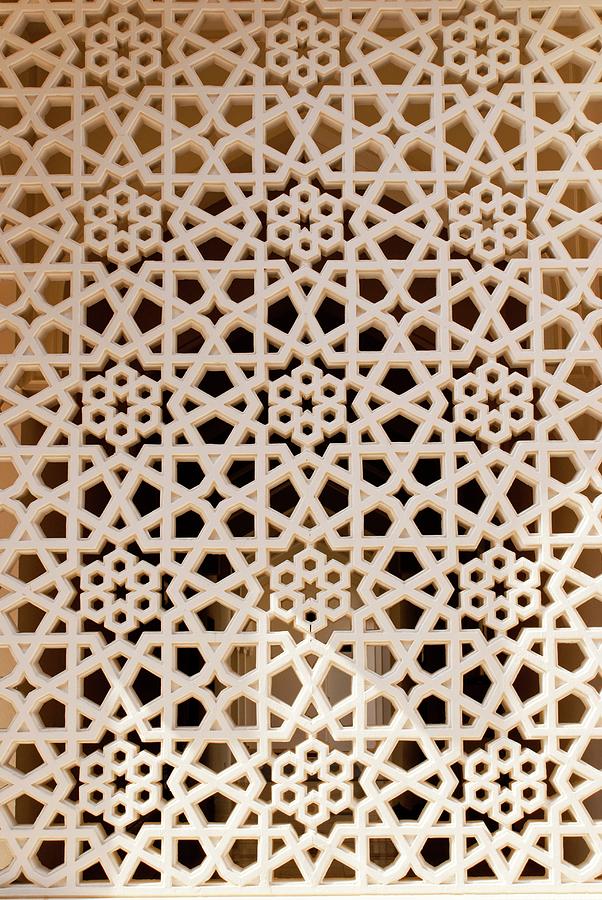 Mosque Screen by Science Photo Library