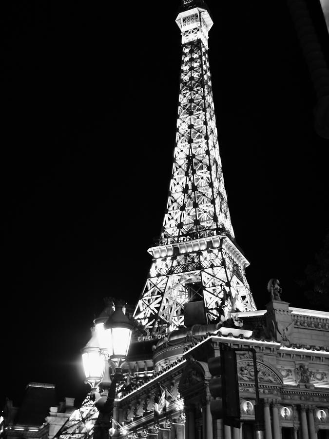 Nightfall on Vegas Eiffel Tower Photograph by Beth Mitchell - Pixels