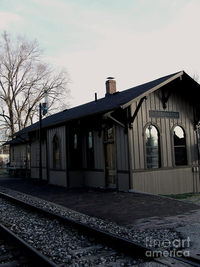 Old Train Depot Photograph by Scott Bennett - Fine Art America