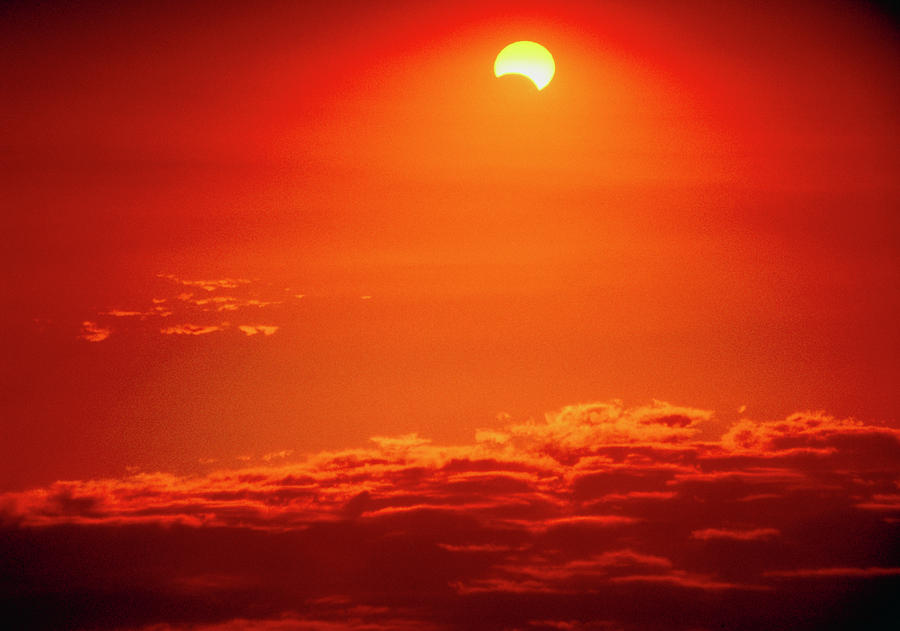 Partial Sun Eclipse Photograph by Robin Scagell/science Photo Library ...
