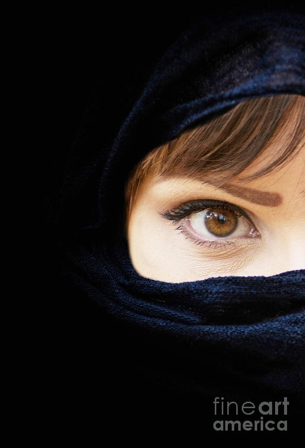 Portrait of beautiful Arab woman with brown eyes wearing black s ... Portrait of beautiful Arab woman with brown eyes wearing black s ...