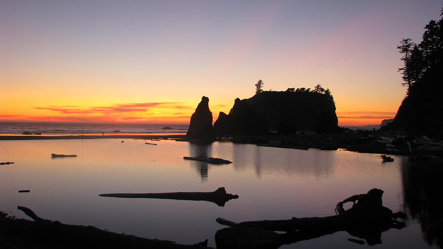 Ruby Beach Sunset Photograph by Matt Dalsing - Fine Art America
