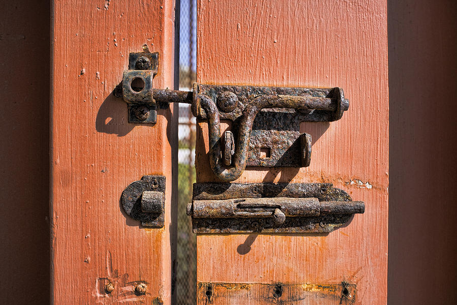 Rusted lock Photograph by Hugh Smith - Fine Art America