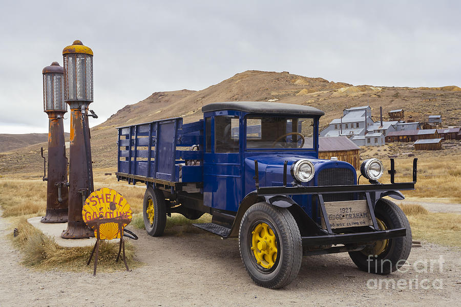 Shell Station Photograph by Terry Ellis - Fine Art America