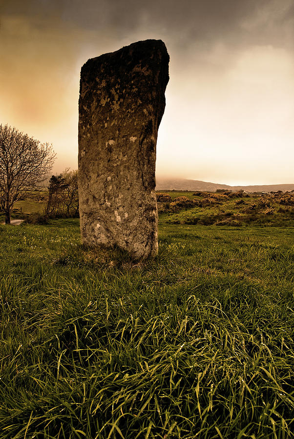 Standing stone Photograph by E j Carr - Fine Art America