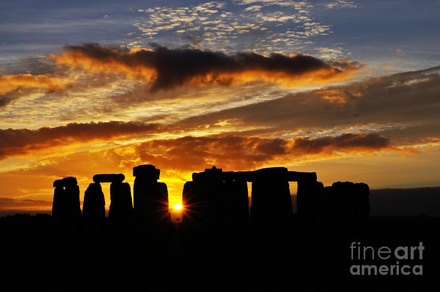 Stonehenge Sunset Photograph by Ray Wilson | Fine Art America