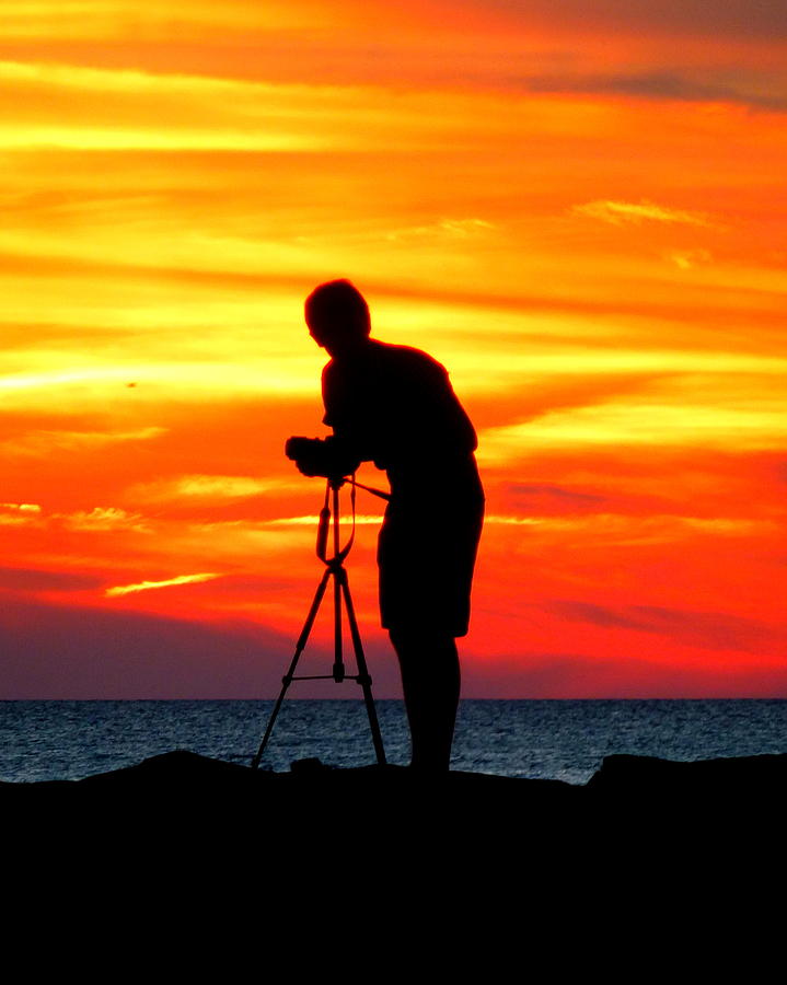 Sunset Capture Photograph by Glenn McCurdy - Fine Art America