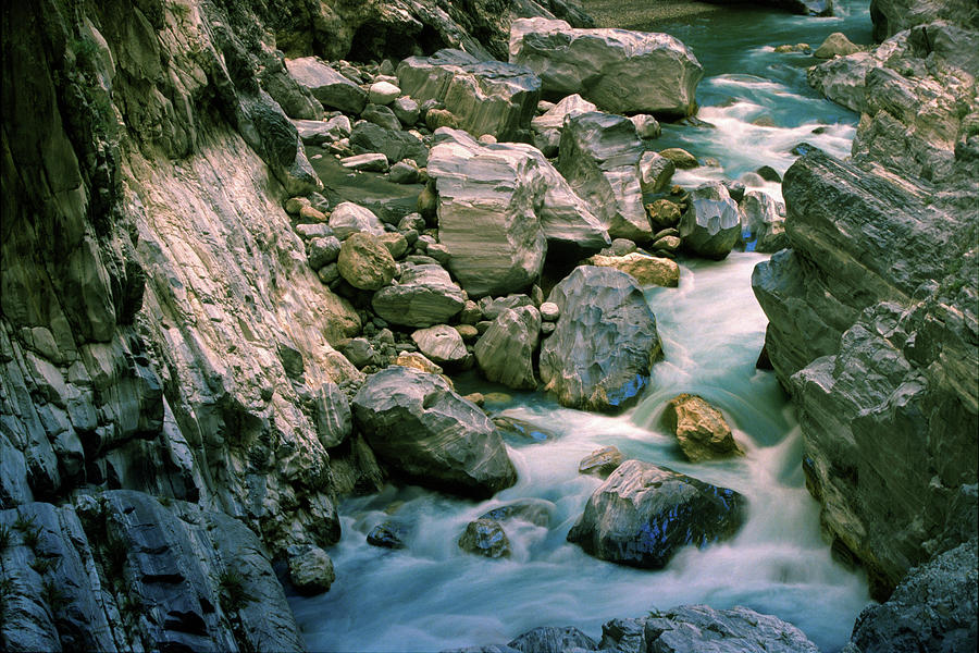 Taroko Gorge Photograph by Per-Andre Hoffmann - Pixels