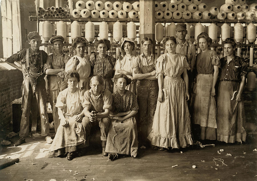 Textile Mill Workers, 1908 Photograph by Granger | Pixels