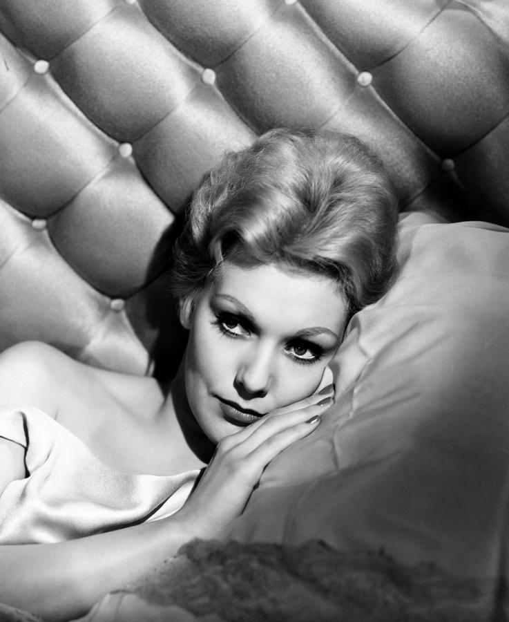 The Eddy Duchin Story Kim Novak 1956 Photograph By Everett