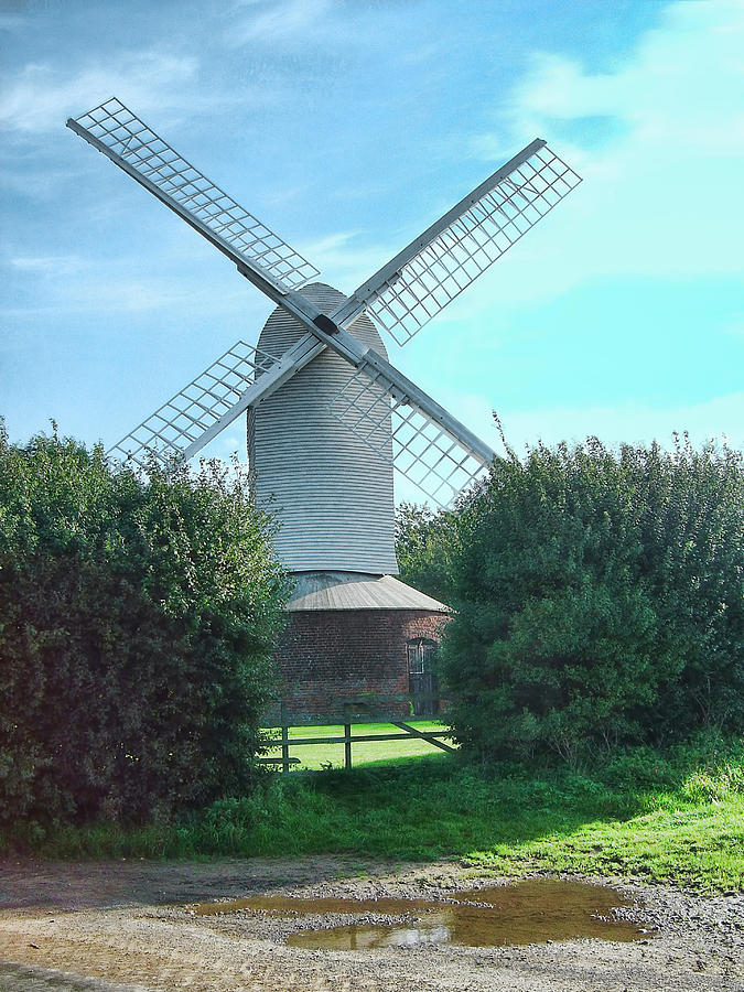 Thrigby Post Windmill Photograph by Phyllis Taylor - Fine Art America