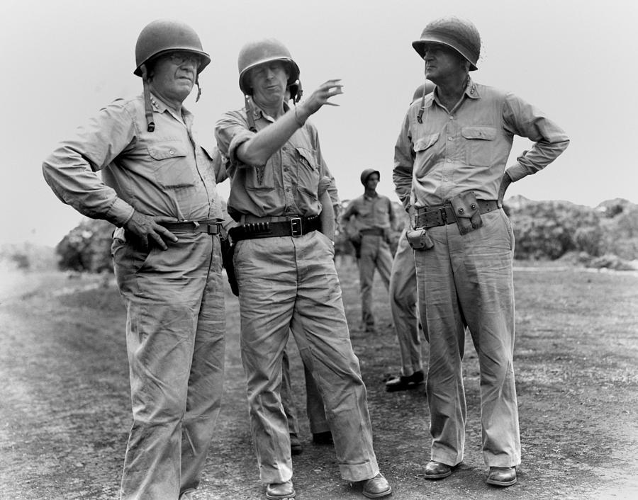U.s. Commanders On An Inspection Photograph by Everett - Fine Art America