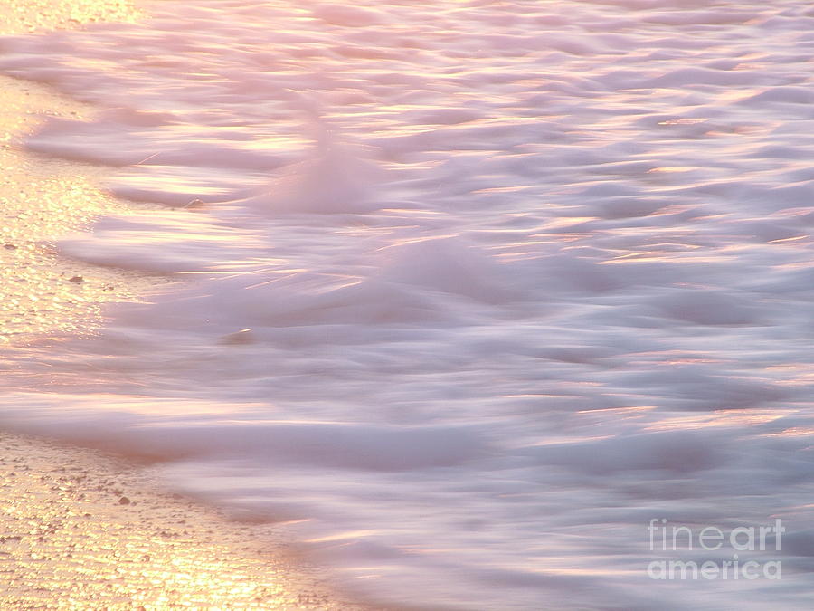 Wave Motion Photograph by Mark Bowden - Pixels