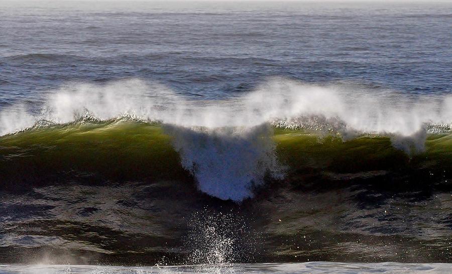 Wave with Spindrift Photograph by Randell DeVaney | Fine Art America